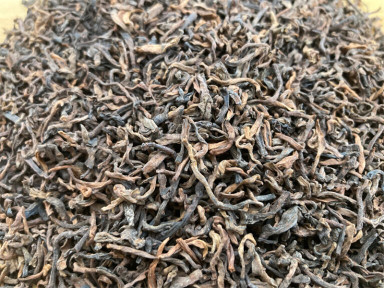 Ancient Tree Shu Pu-erh, Gong Ting (Bud and Tip) | Changsha Wufeng Tea Co.,Ltd